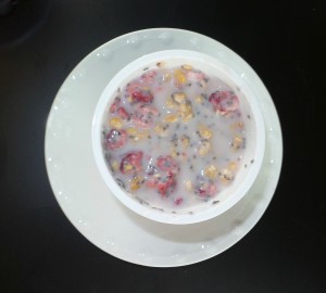 Quaker® Real Medleys® Granola & Yogurt Chia Pudding - Family Fun Journal